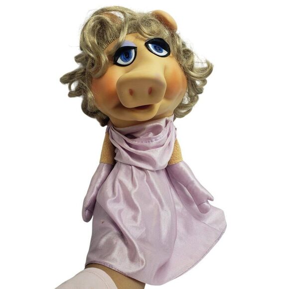 Fisher-Price | Toys | Vintage977 Miss Piggy Muppet Hand Puppet Fisher ...
